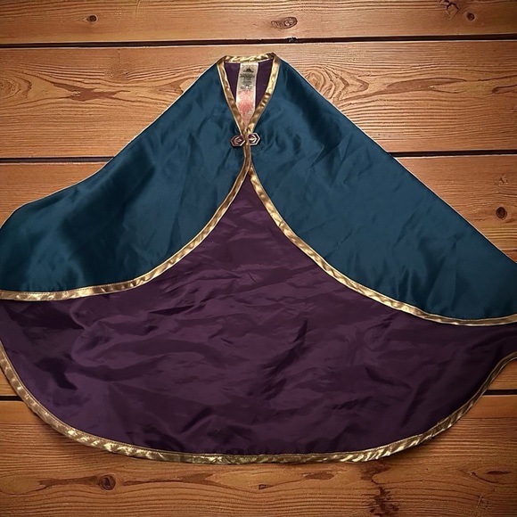 Disney | Costumes | Disney Kids Halloween Cape Green And Purple With ...